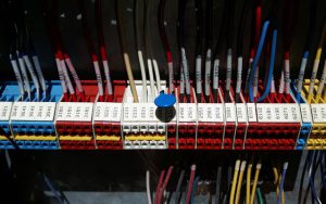 Blocs de jonction, bornes, borniers et connecteurs - NEOREL